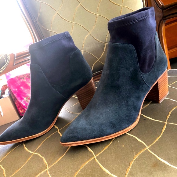 Sole Society | Shoes | Sole Society Blue Pointy Toe Suede Chelsea Style ...